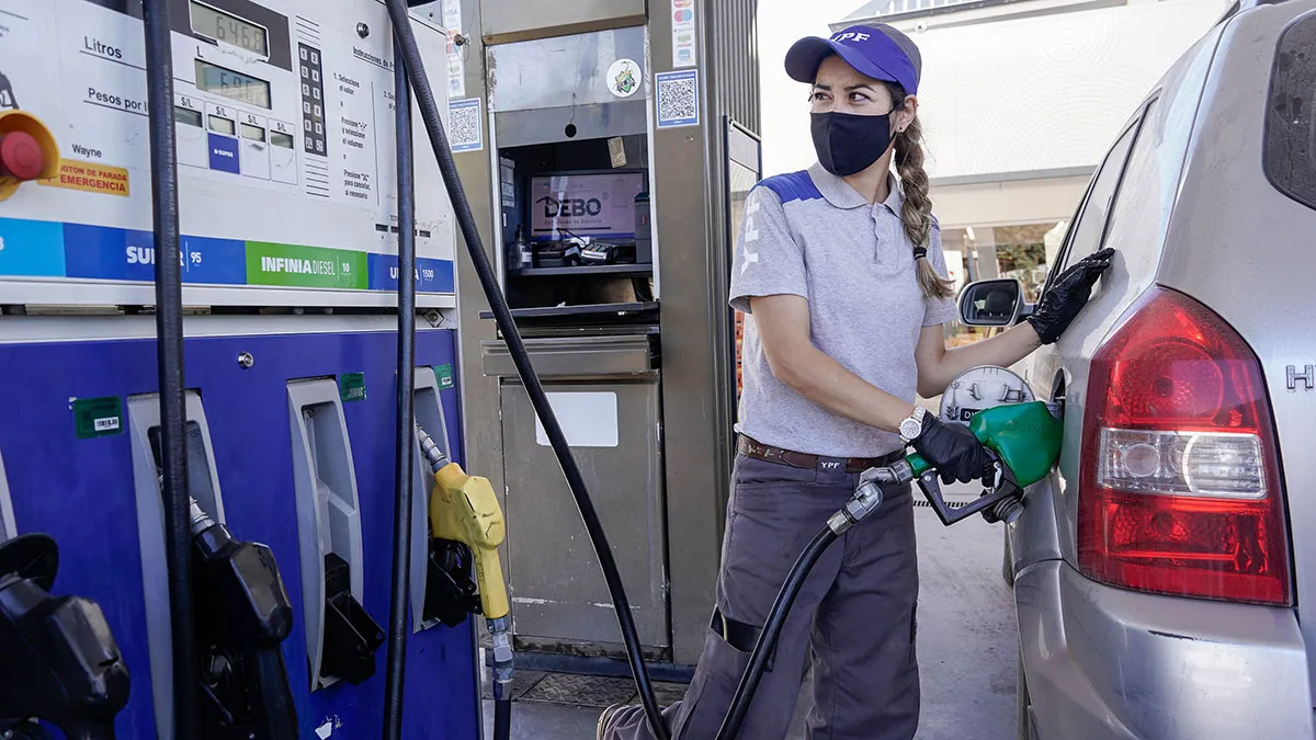 Aumentaron los precios de combustibles